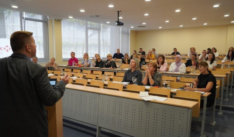 Održana edukativna radionica "Uvođenje imunizacije protiv HPV u Federaciji BiH" - Dom zdravlja ...